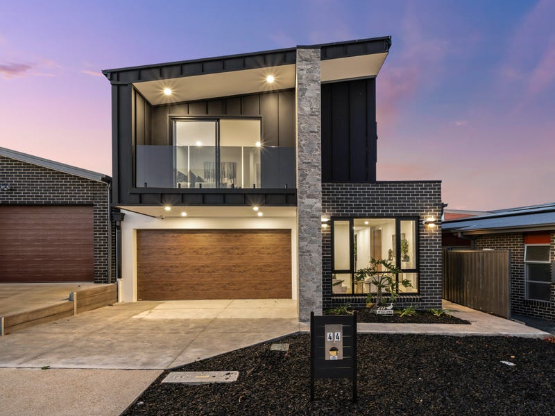 44 Robin Boyd Crescent, Taylor, ACT 2913 - Property Details
