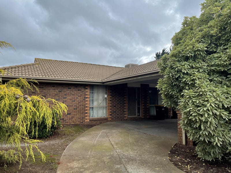 28 Cahill Drive, Brookfield, VIC 3338 - realestate.com.au