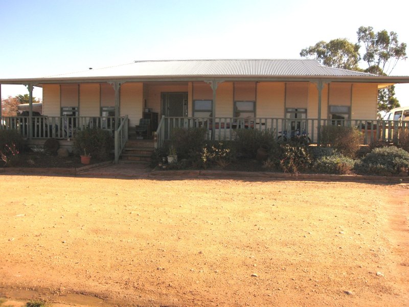 108 South Maddingley Road, Maddingley, VIC 3340 - realestate.com.au