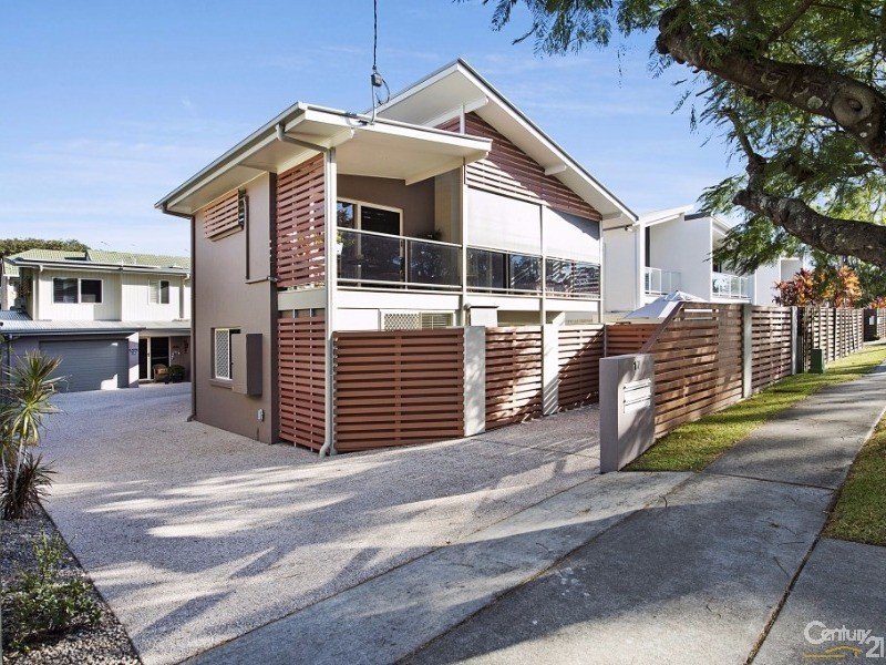 2/17 Shields Street, Redcliffe, Qld 4020 - Property Details