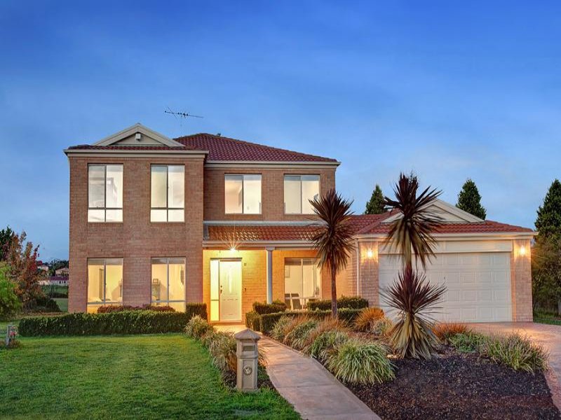 12 Lakeside Drive, Wallan, VIC 3756 - realestate.com.au