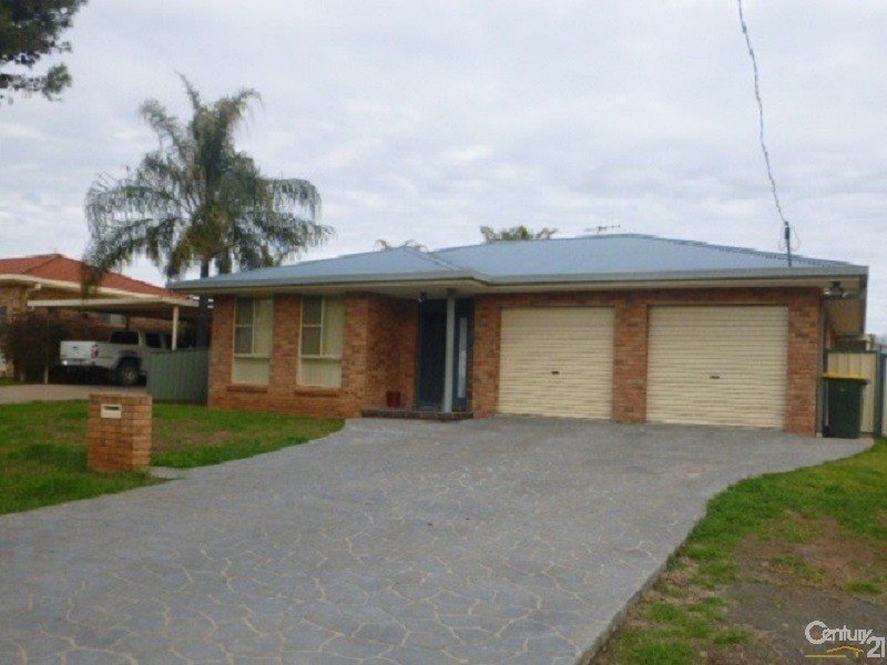 57 Medlyn Street, Parkes, NSW 2870 - Property Details