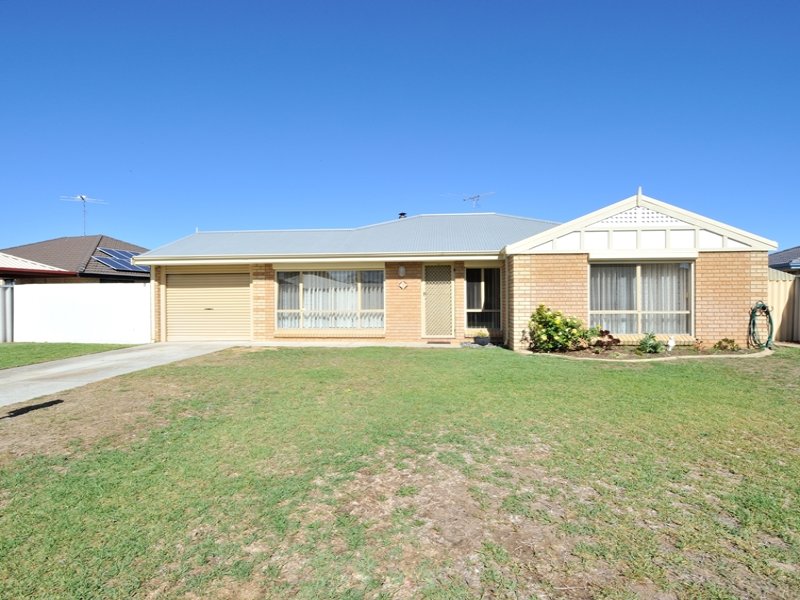 7 Canberra Close, Port Kennedy, WA 6172 - realestate.com.au