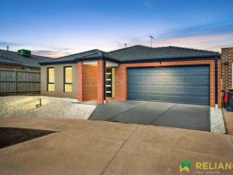 11 Ferdinand Place, Harkness, Vic 3337 - Property Details