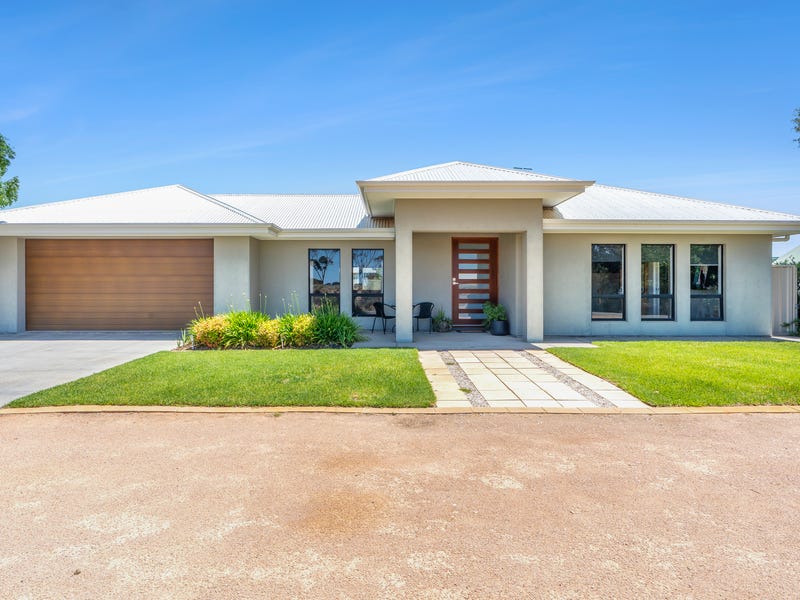 Houses for Sale in SA (+1 location) Pg. 19 - realestate.com.au