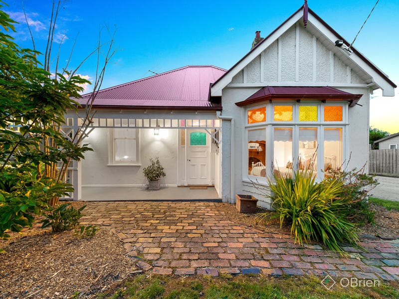 15 Pearson Street, Bunyip, VIC 3815 - realestate.com.au