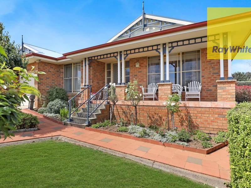 6 Barry Place, Crookwell, NSW 2583 - Property Details