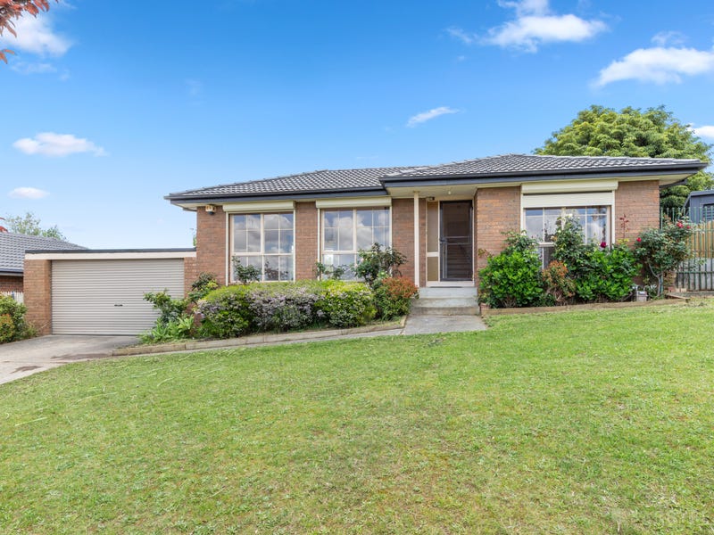 12 Shafer Court, Endeavour Hills, VIC 3802 - realestate.com.au