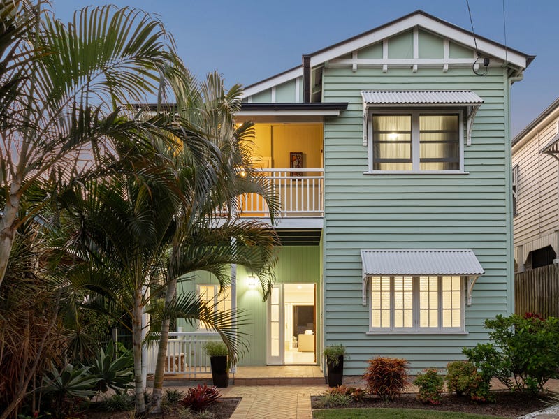 9 Palm Avenue, Sandgate, Qld 4017 - Property Details