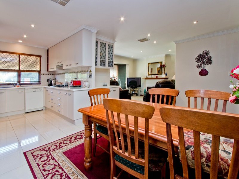 11/11 Martin Court, West Lakes, SA 5021 - realestate.com.au