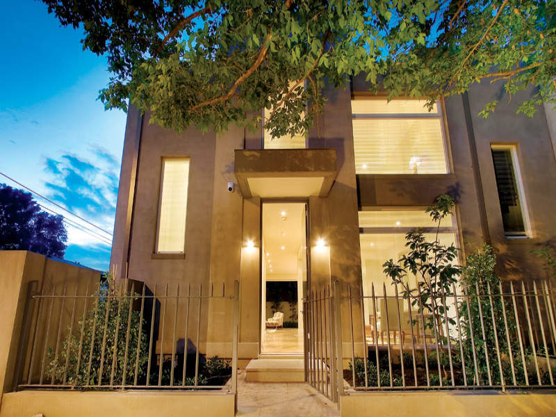 17a Clendon Road, Toorak, Vic 3142 - Property Details