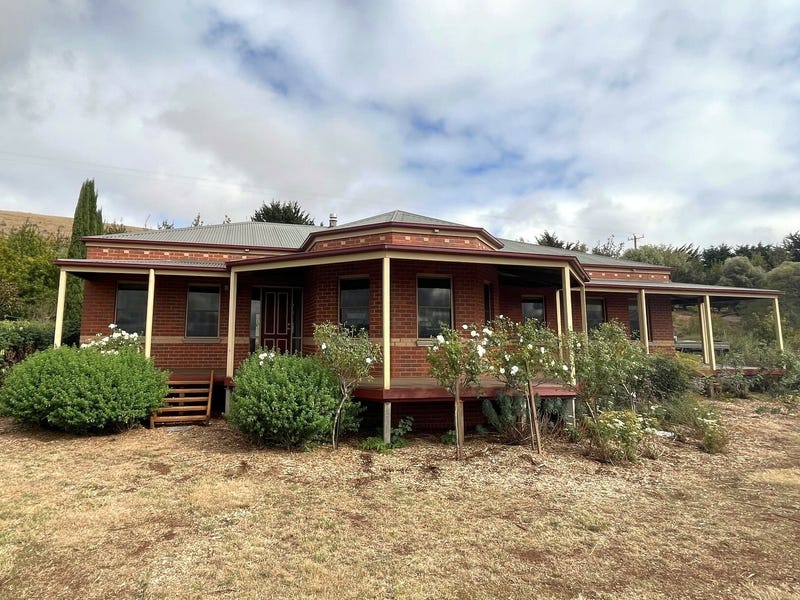 115 Joyces Road, Monegeetta, VIC 3433 - realestate.com.au
