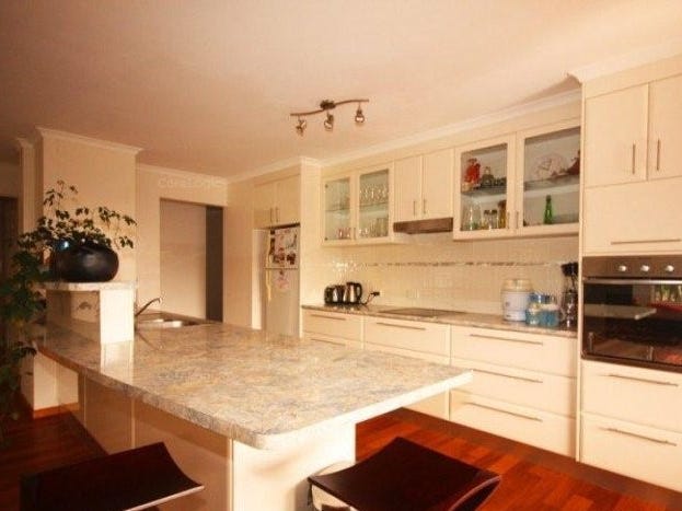 1 Matthew Close, Burleigh Heads, QLD 4220 - realestate.com.au