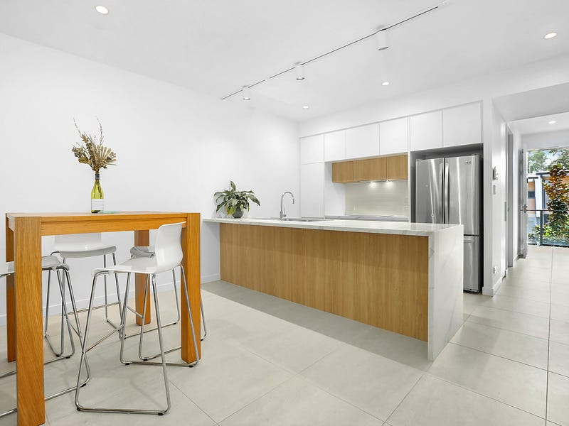 Sold Property Prices & Auction Results in Noosa Waters, QLD 4566 (+5 ...