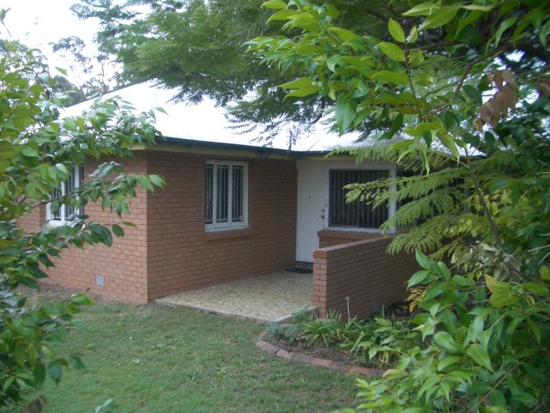 15 Nurstead Street, Camp Hill, QLD 4152 - realestate.com.au