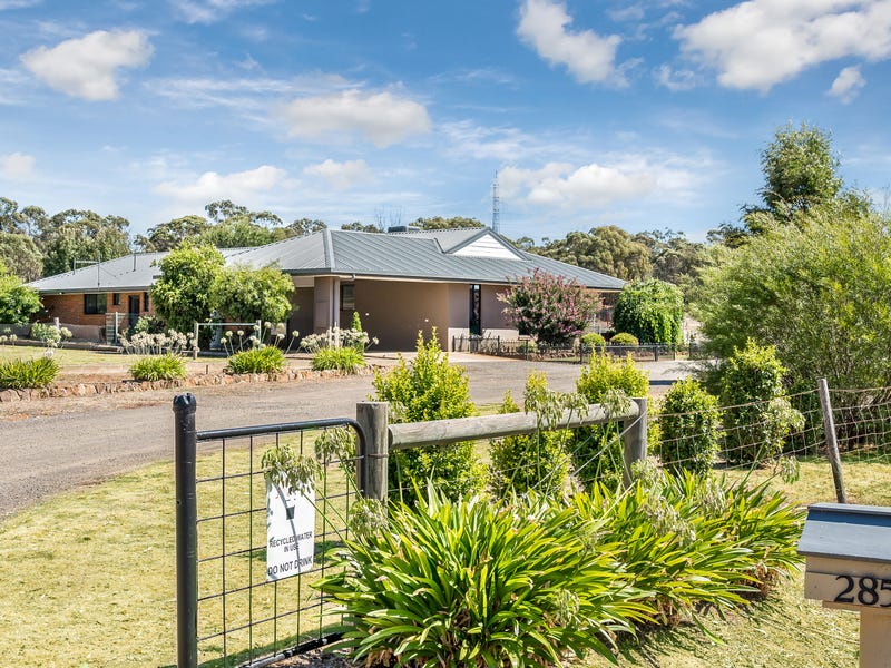 285 Atlas Road, Junortoun, Vic 3551 - Property Details