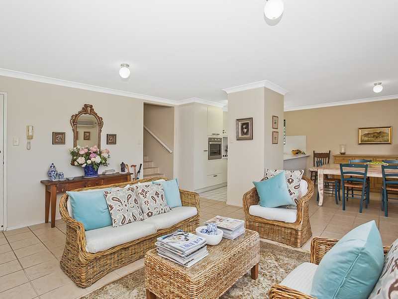 32/9 Domain Road, Currumbin, Qld 4223 - Property Details