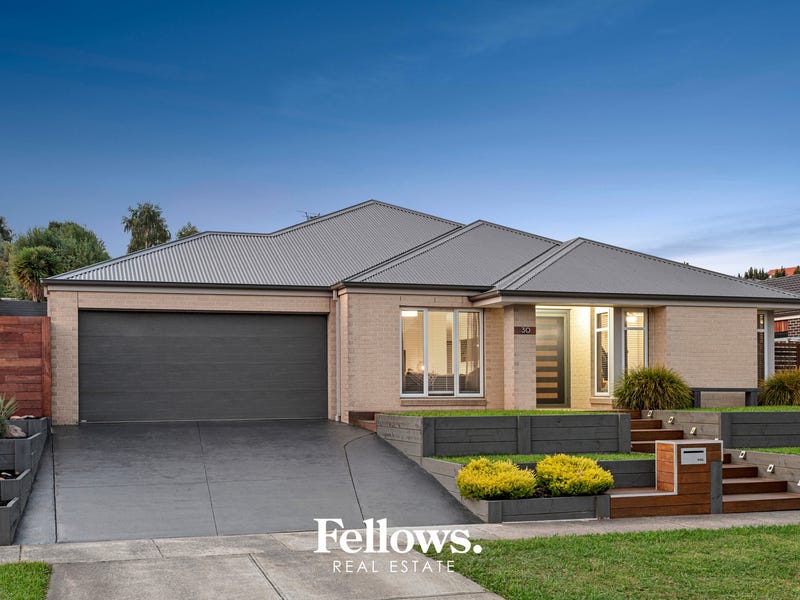 30 Monica Drive, Drouin, Vic 3818 - Property Details
