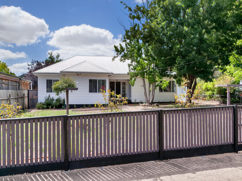 62 Napier Street, Creswick, VIC 3363 - realestate.com.au