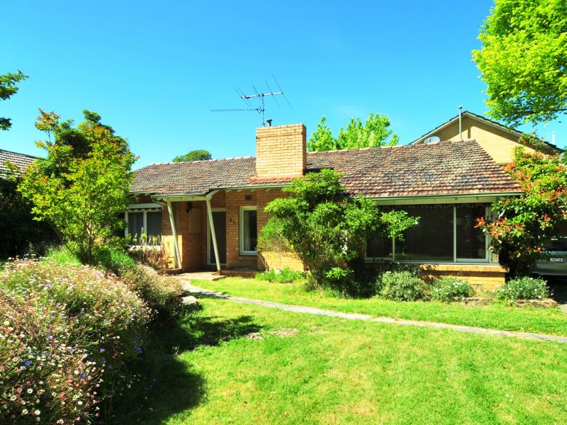 25 Park Road, Surrey Hills, VIC 3127 - realestate.com.au