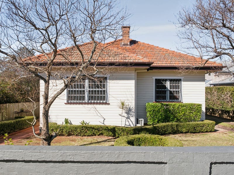 10 Helen Street, Newtown, Qld 4350 - Property Details