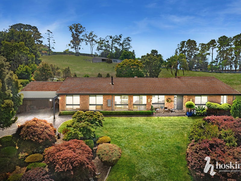 8 St Johns Road, Wonga Park, VIC 3115 - realestate.com.au