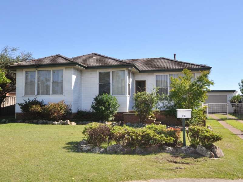 28 Alexandra Ave, Rutherford, NSW 2320 - Property Details