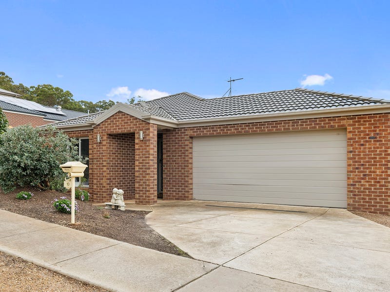 10 Roman Drive, Darley, Vic 3340 - Property Details
