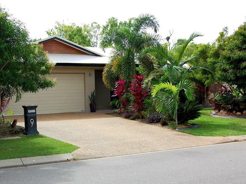 7 Hook Place, Bushland Beach, QLD 4818 - realestate.com.au