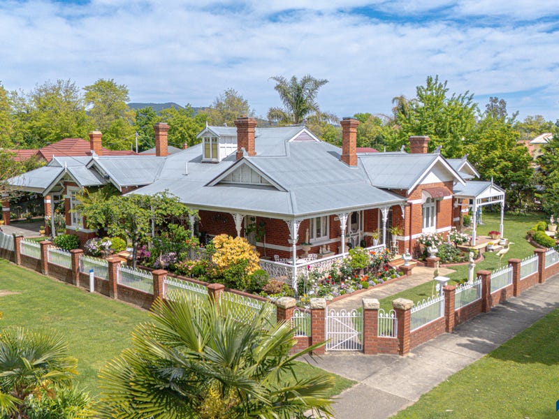 18-20 Smith Street, Myrtleford, Vic 3737 - Property Details