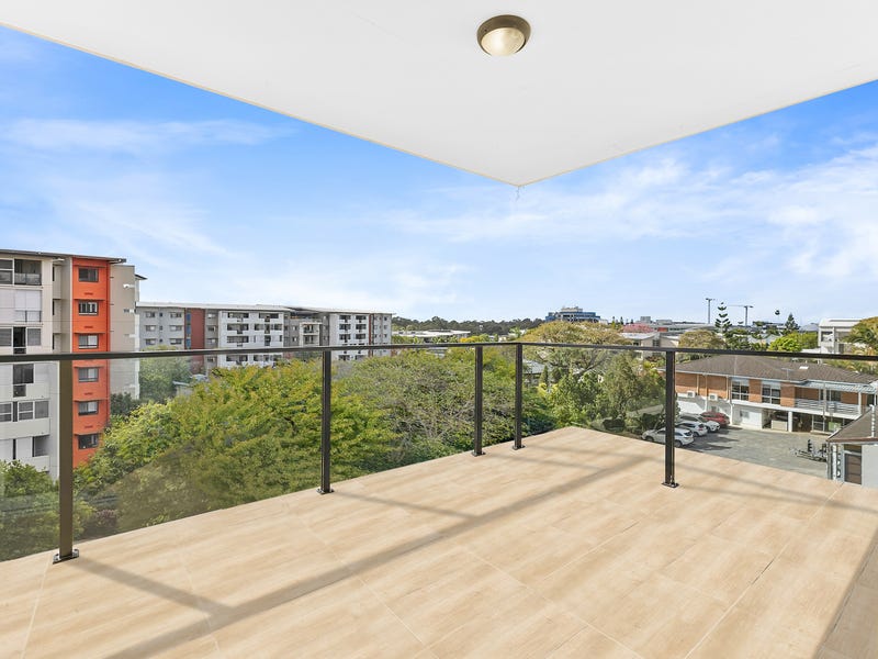 11/42 Curwen Terrace, Chermside, Qld 4032 - Property Details