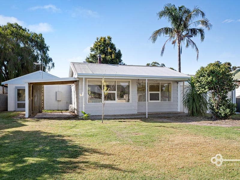 8 West Street, Tarpeena, SA 5277 - Property Details