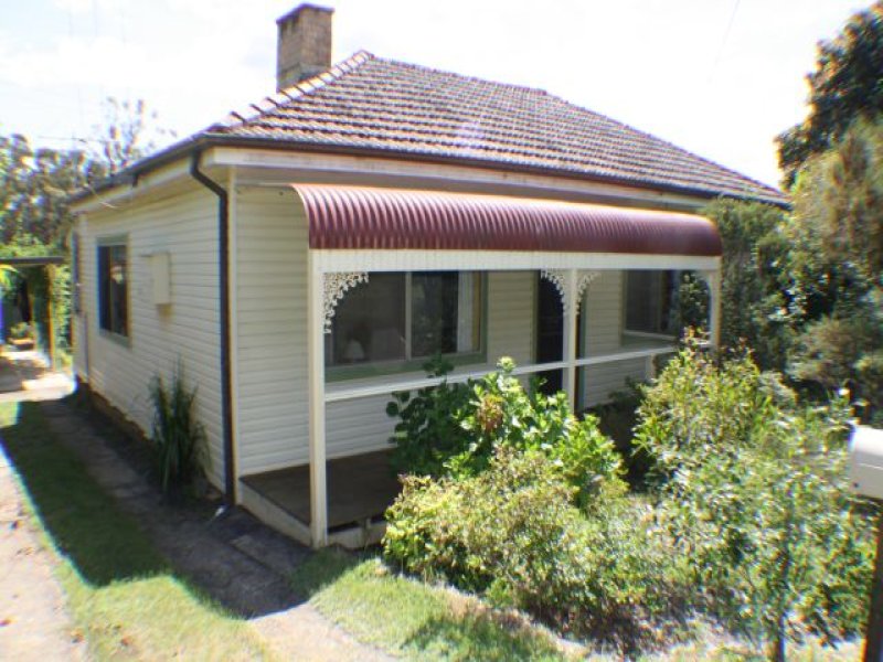 8 Fairview Road, Lawson, NSW 2783 - Property Details