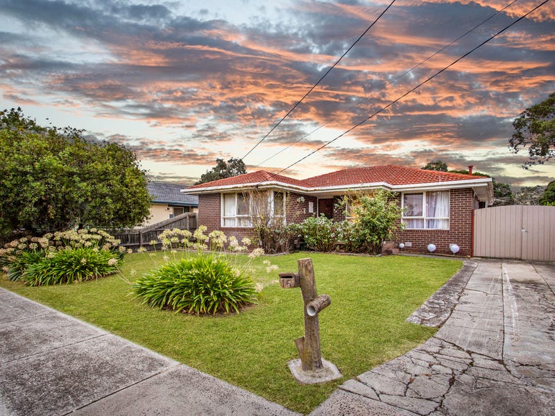 15 Eildon Drive, Keysborough, Vic 3173 - Property Details