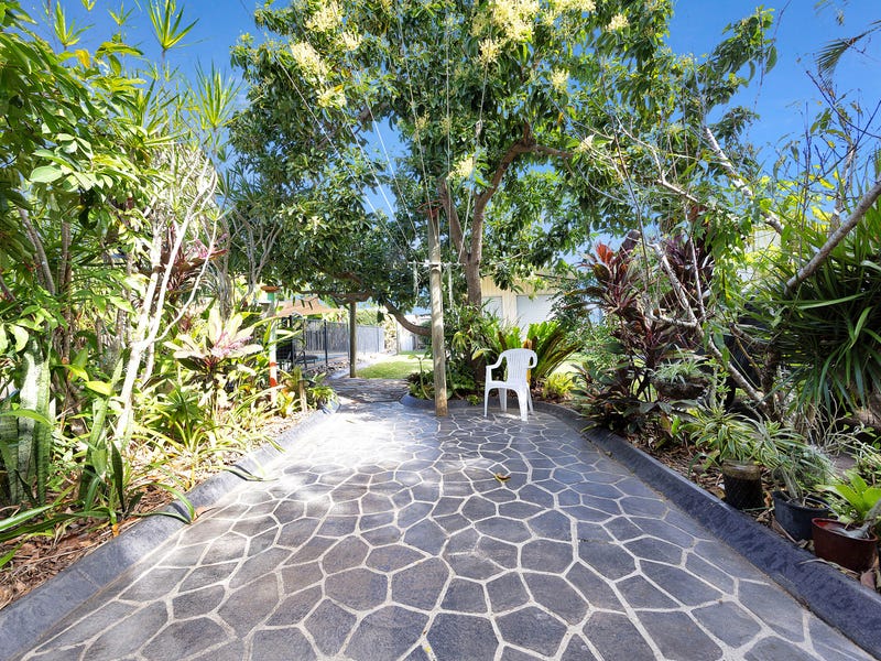 25 Peatey Street, Andergrove, Qld 4740 - Property Details