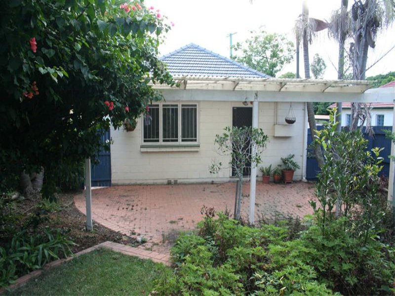 7 Merlin Street, Tennyson, QLD 4105 - realestate.com.au