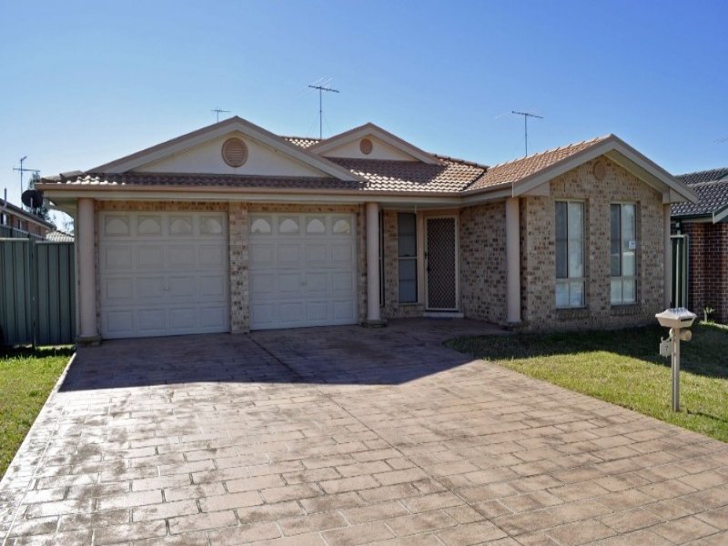 7 Kukundi Drive, Glenmore Park, NSW 2745 - realestate.com.au
