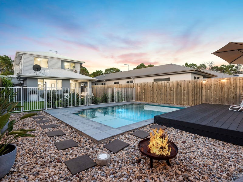 11 Wells Place, Hemmant, Qld 4174 - Property Details