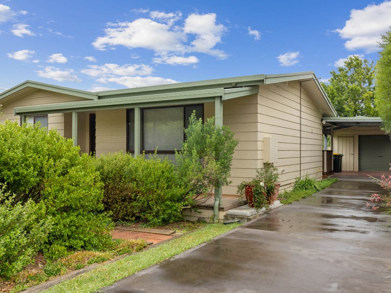 35 Ruby Street, Goulburn, NSW 2580 - Property Details