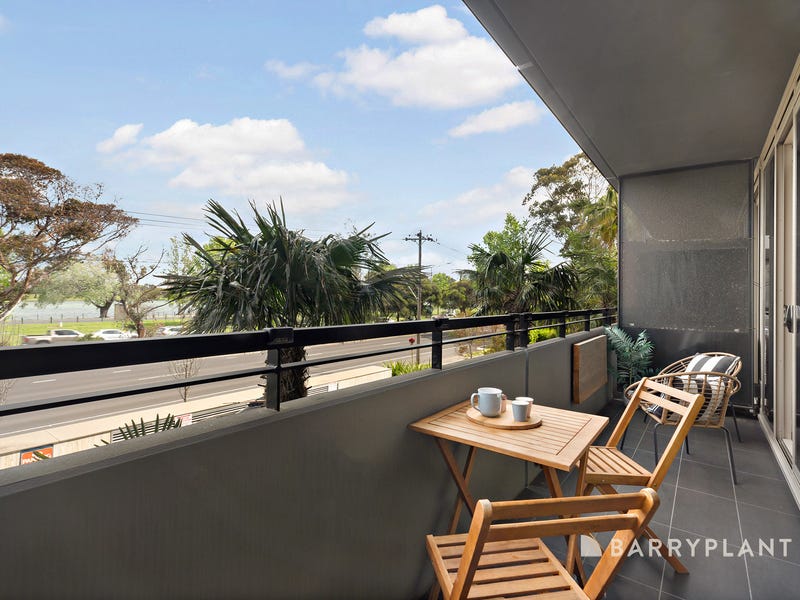 104/74 Queens Road, Melbourne, Vic 3004 - Property Details