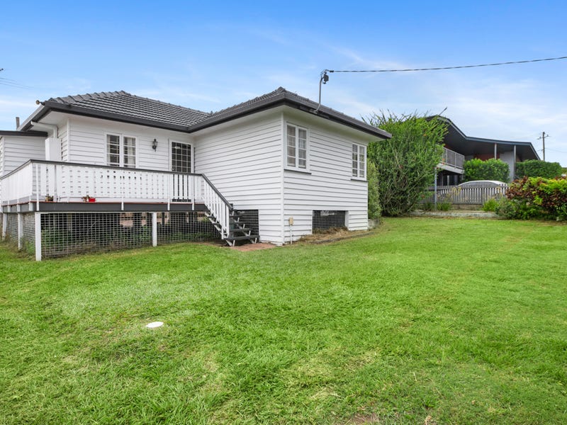 140 Englefield Road, Oxley, Qld 4075 - Property Details