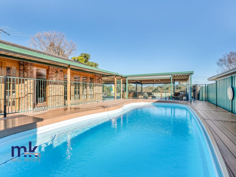 5 Lanark Place, St Andrews, NSW 2566 - realestate.com.au