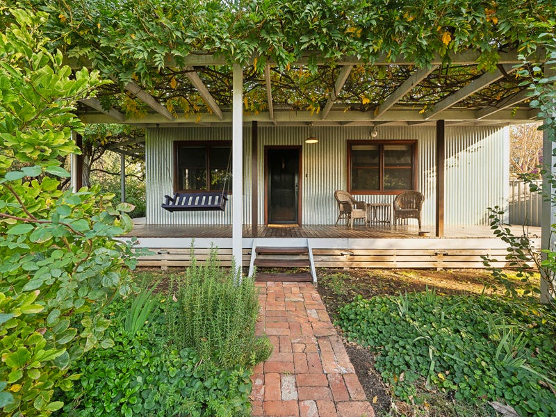 26 Williamson Street, Dookie, Vic 3646 - Property Details
