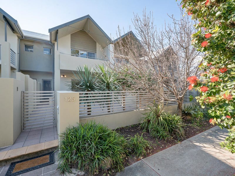 125 Lynn Street, Trigg, WA 6029 - Property Details