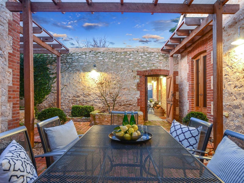 27 Coxe Street, Milang, SA 5256 - Property Details