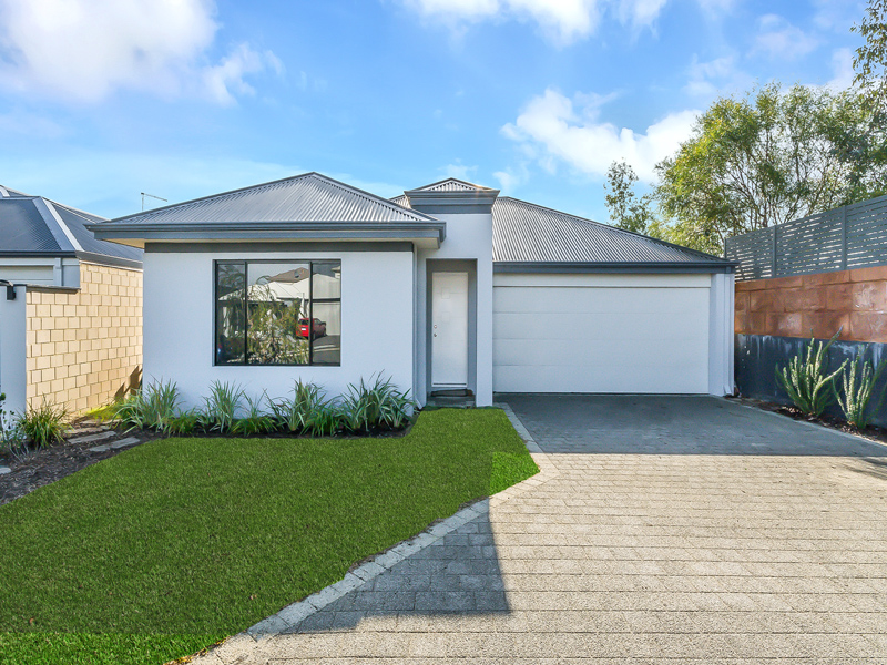 1 Claymore Place, Piara Waters, WA 6112 - realestate.com.au