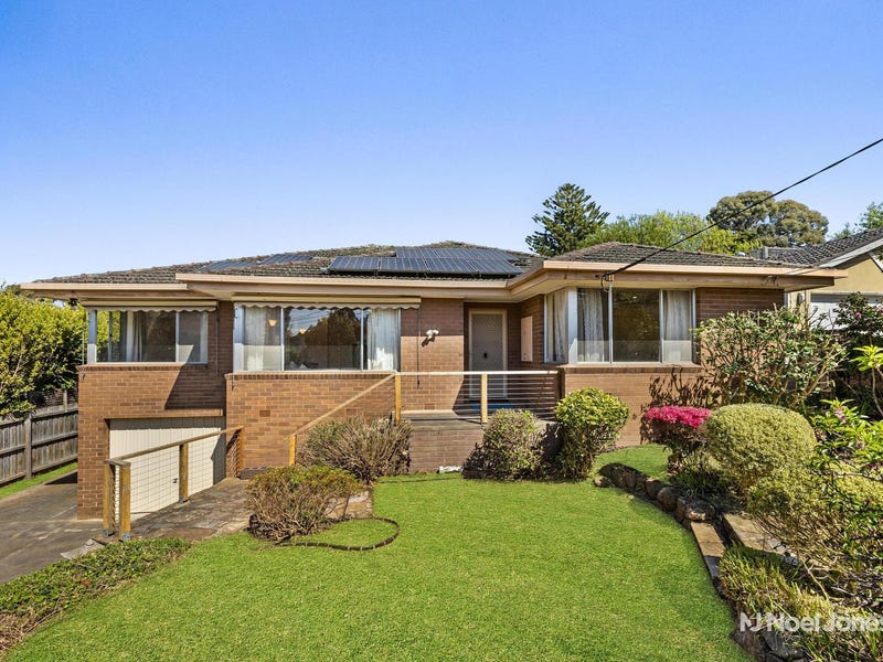 8 Sunhill Avenue, Ringwood, Vic 3134 - Property Details