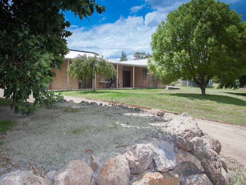 285 Hardings Lane, Nulla Vale, VIC 3435 - realestate.com.au