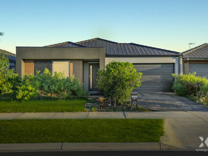18 Crilly Street, Tarneit, Vic 3029 - Property Details