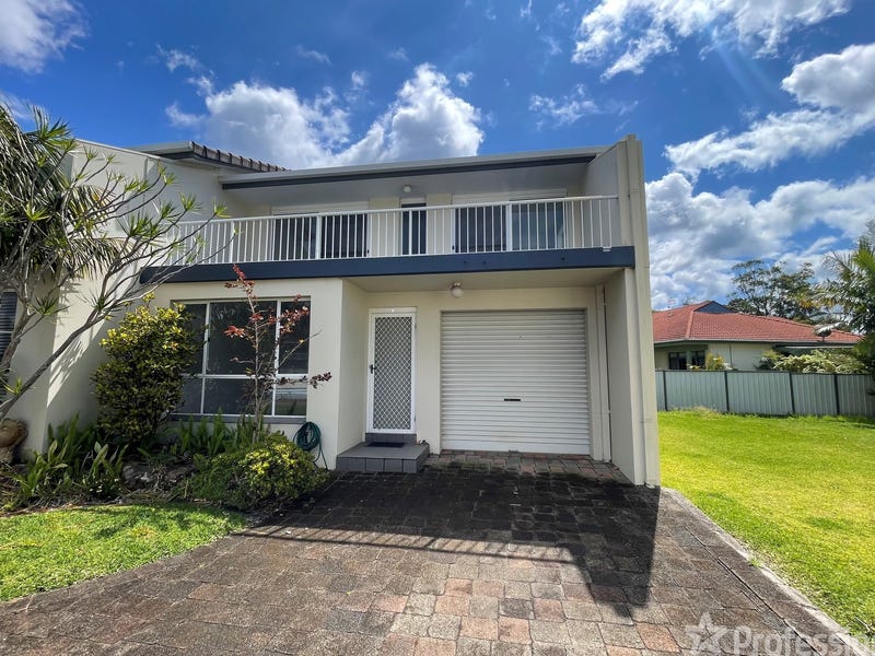 9/112 The Lakes Way, Forster, NSW 2428 - Townhouse for Rent ...